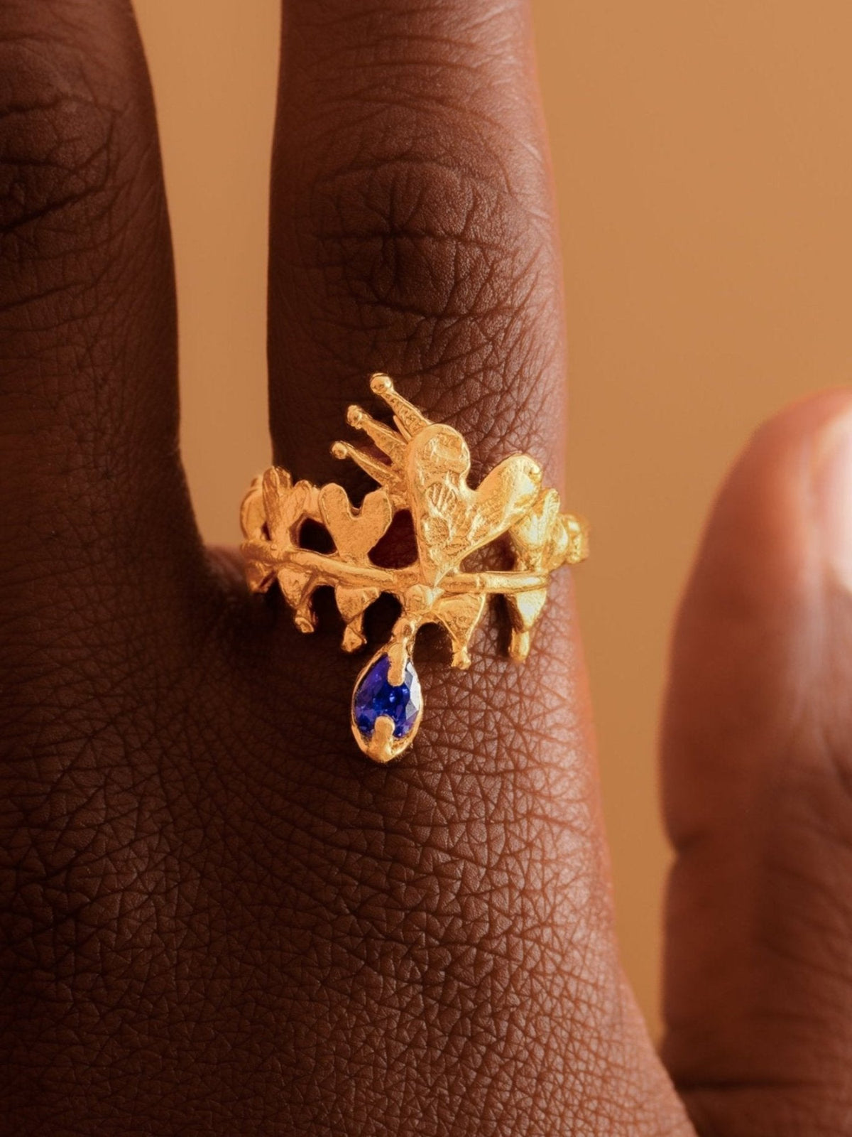 The Léon Heart Ring
